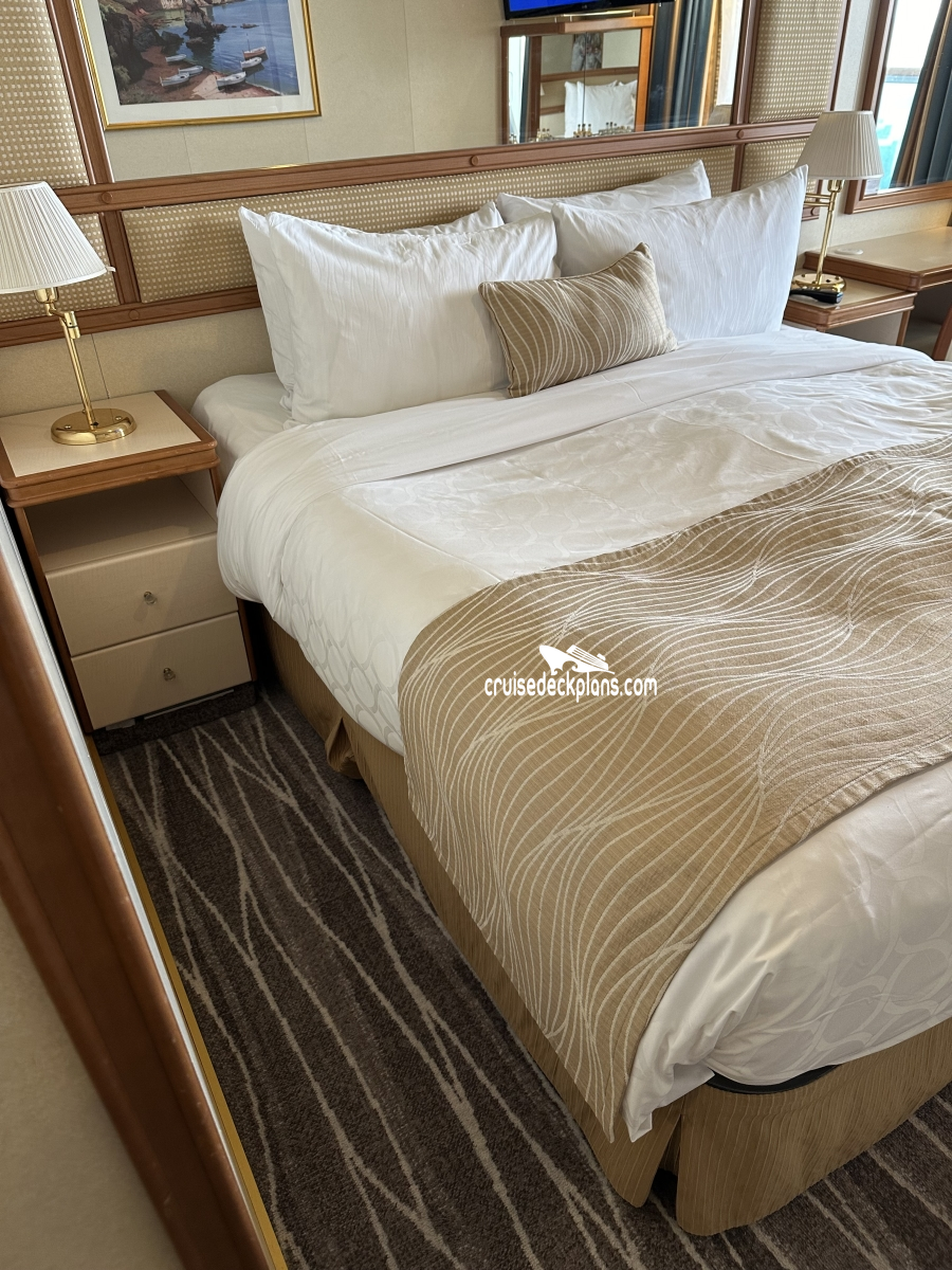 Crown Princess Balcony Details and Pictures