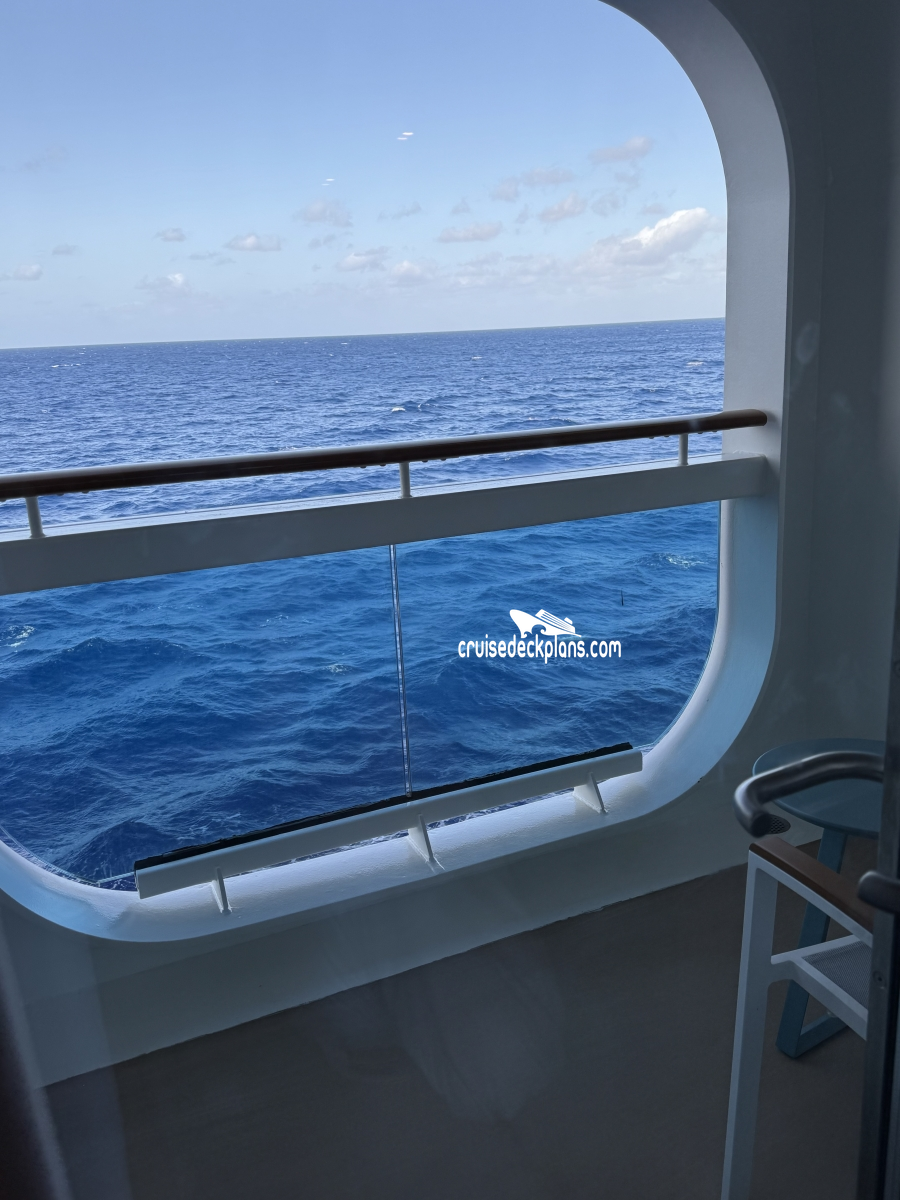 Sun Princess Cove Balcony Details and Pictures