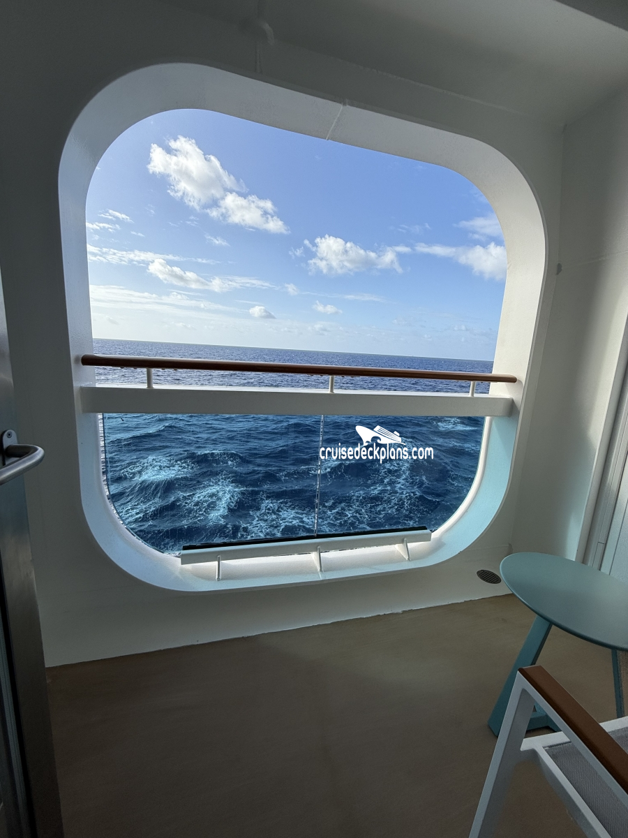 Sun Princess Cove Balcony Details and Pictures