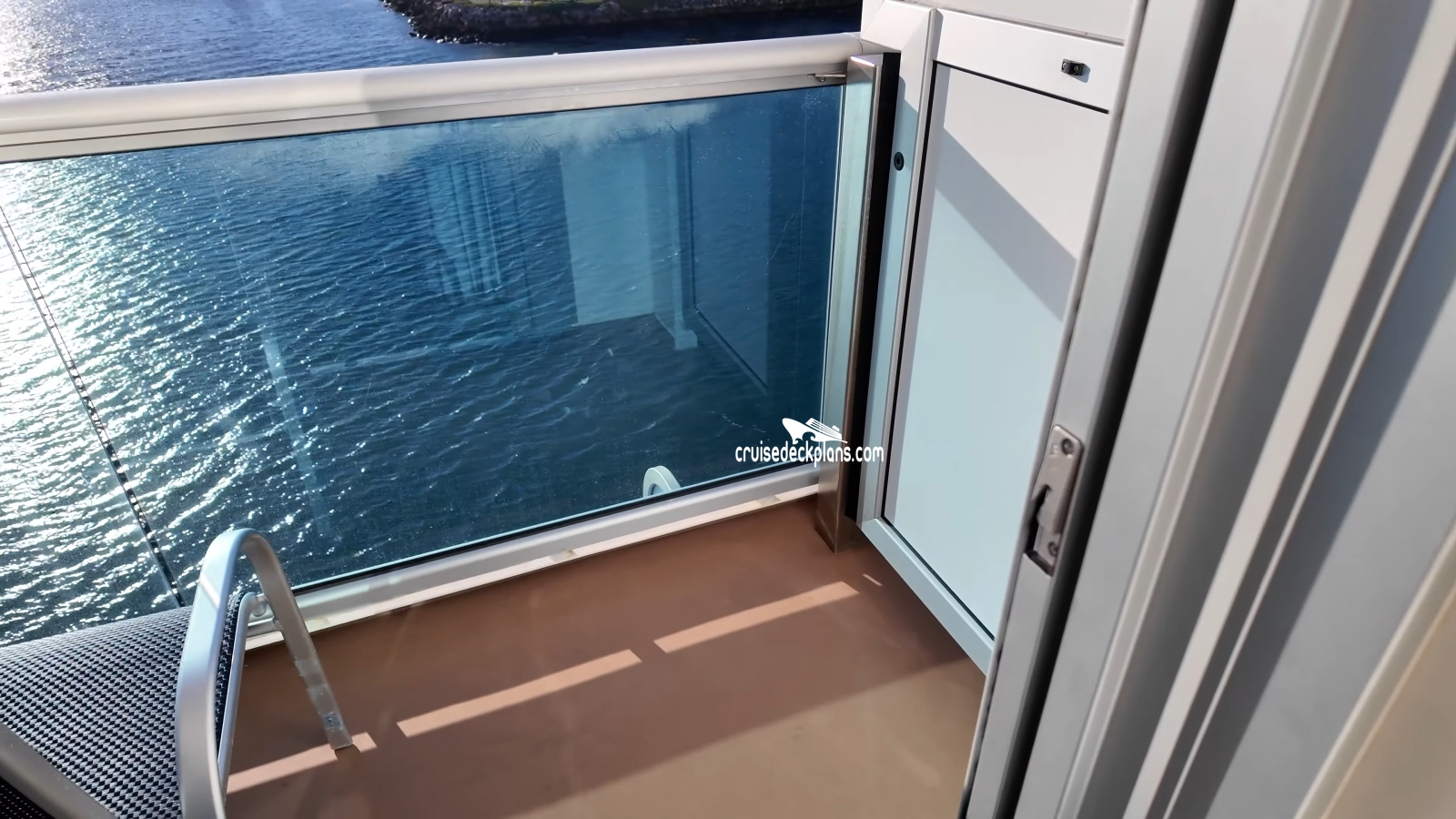 Discovery Princess Balcony Details and Pictures