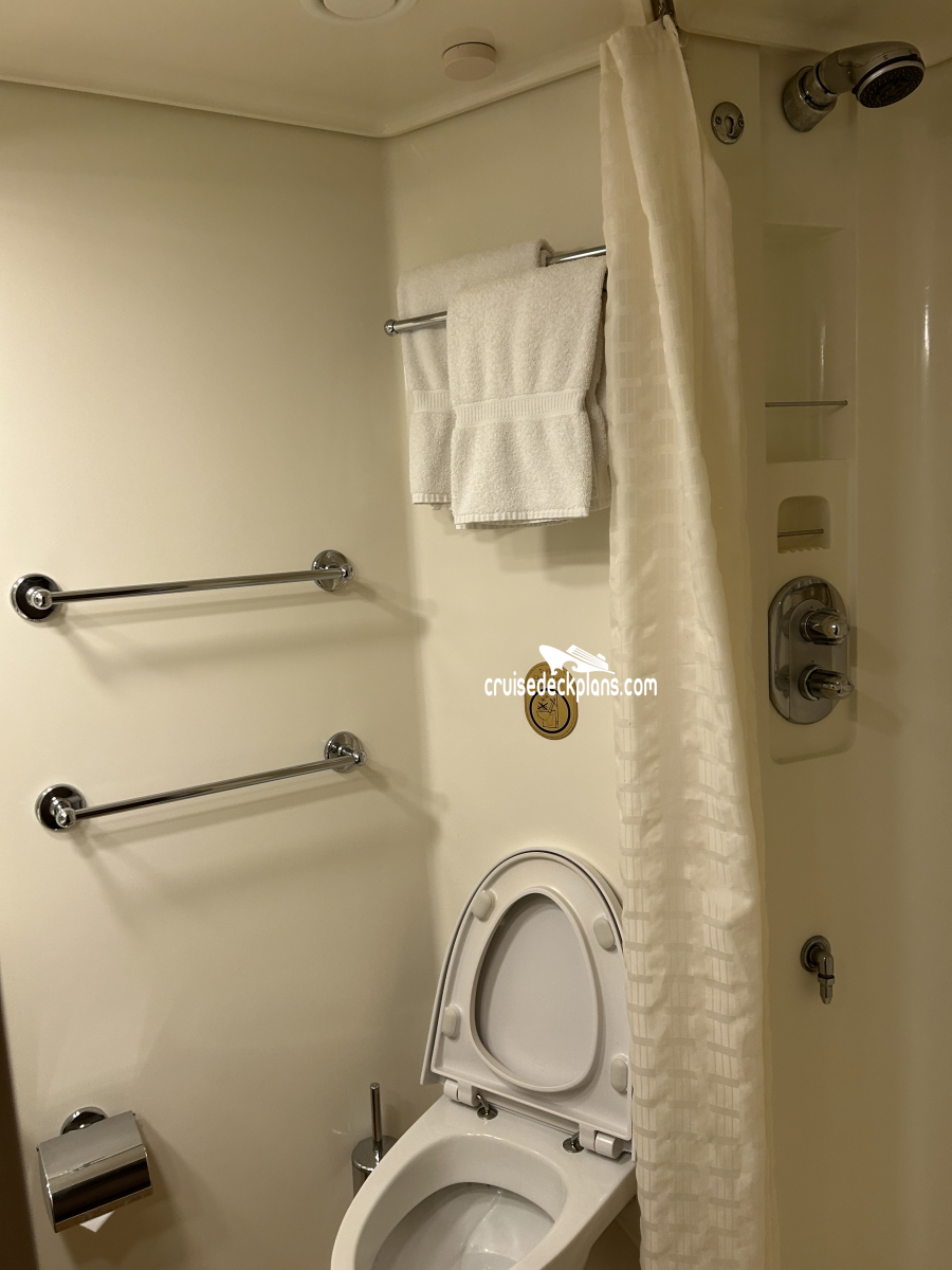 Island Princess Cabin D206