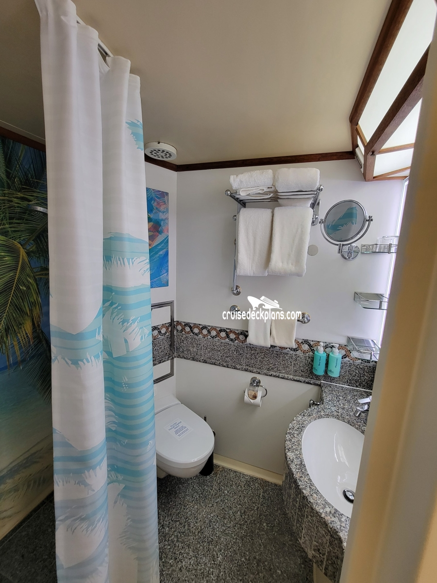 MAS Islander decks, cabins, diagrams and pics.