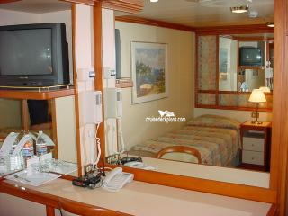 Diamond Princess Cabin L242