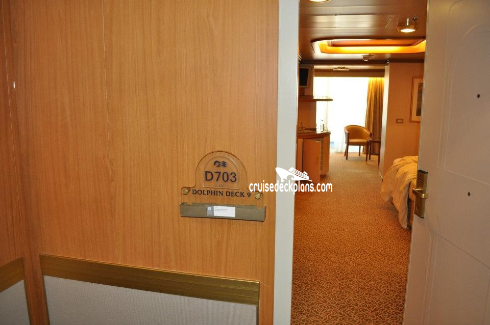 Emerald Princess Cabin D703