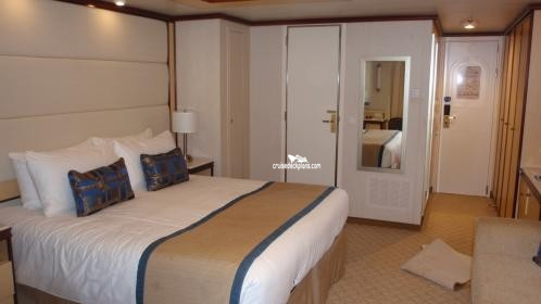 Royal Princess III Cabin M105