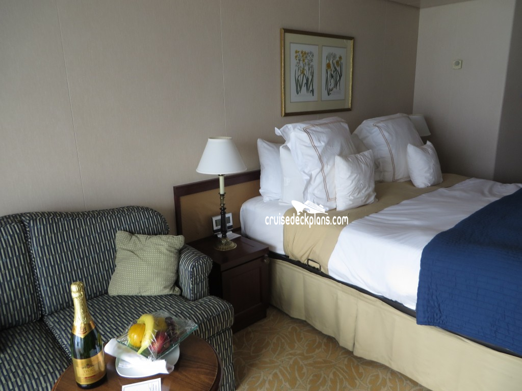 Cabin 6067 Azamara Quest Stateroom