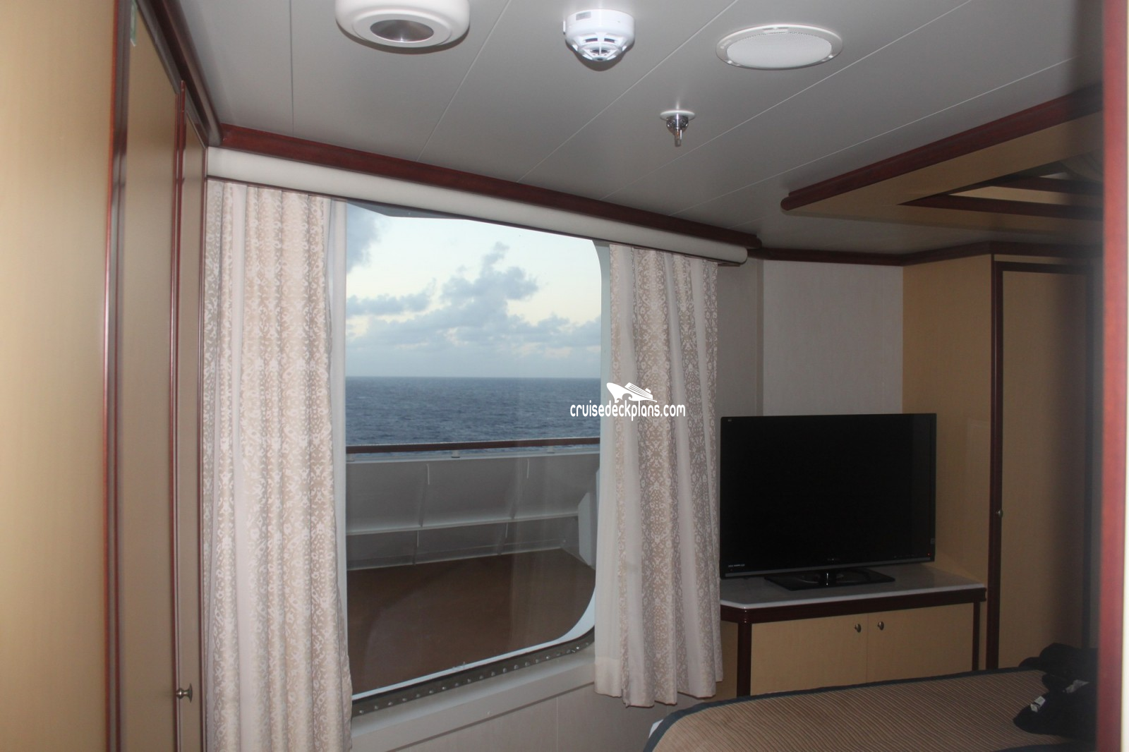 Royal Princess III Cabin M108