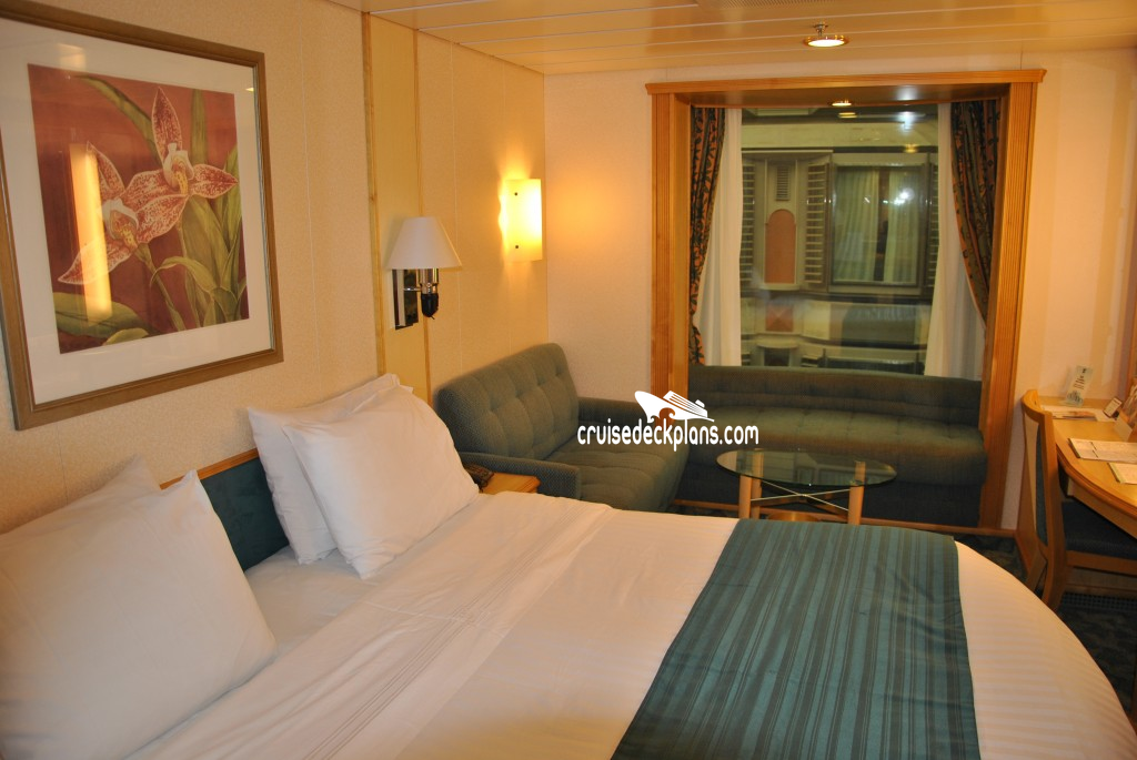 Mariner of the Seas Promenade View Interior Stateroom