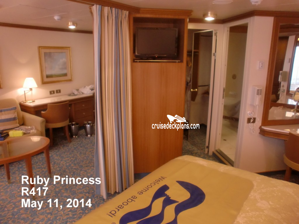 Stateroom R417 Ruby Princess