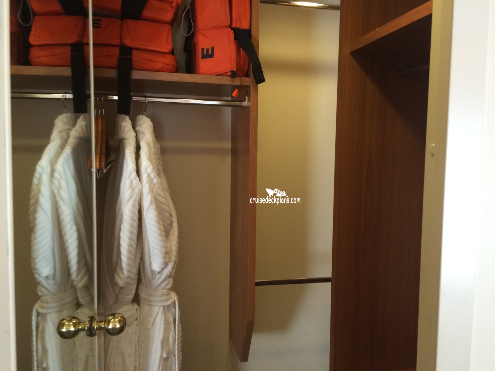 Crown Princess Cabin C750