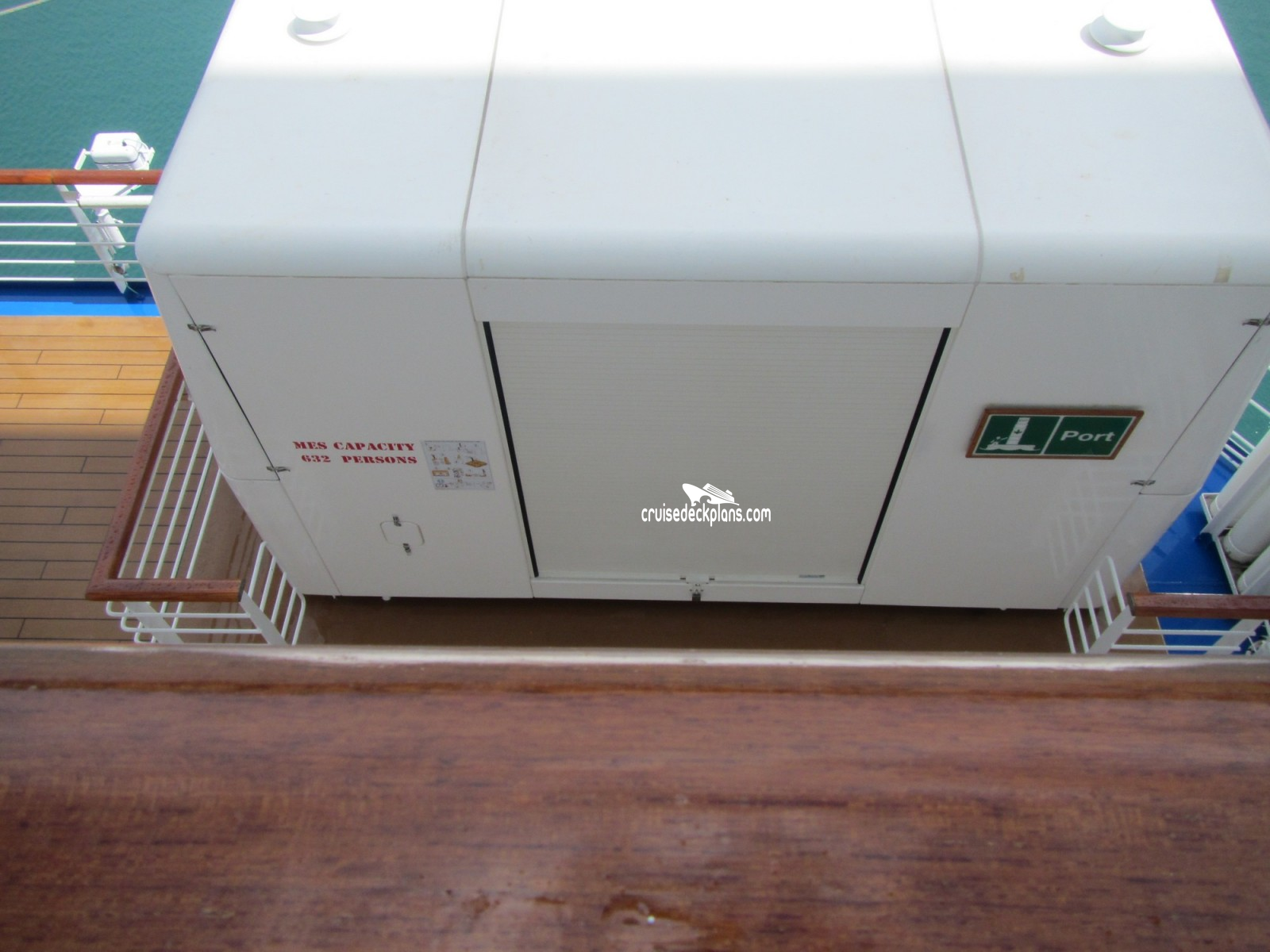 Royal Princess III Cabin E702