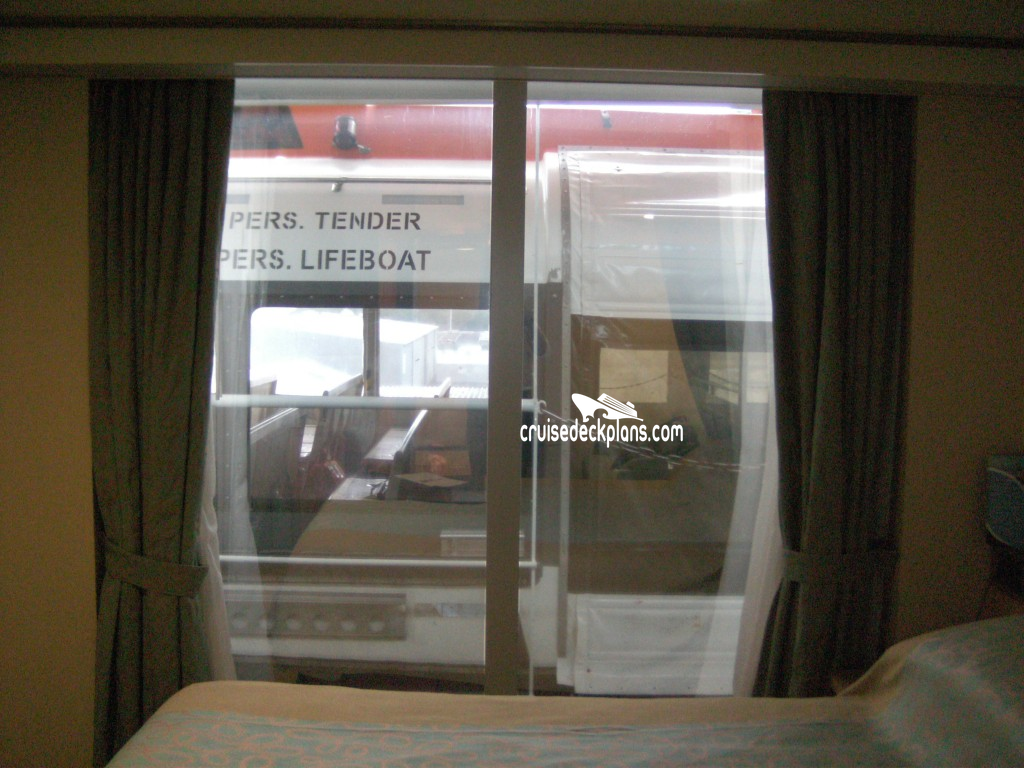 Cabin E121 Arcadia Stateroom