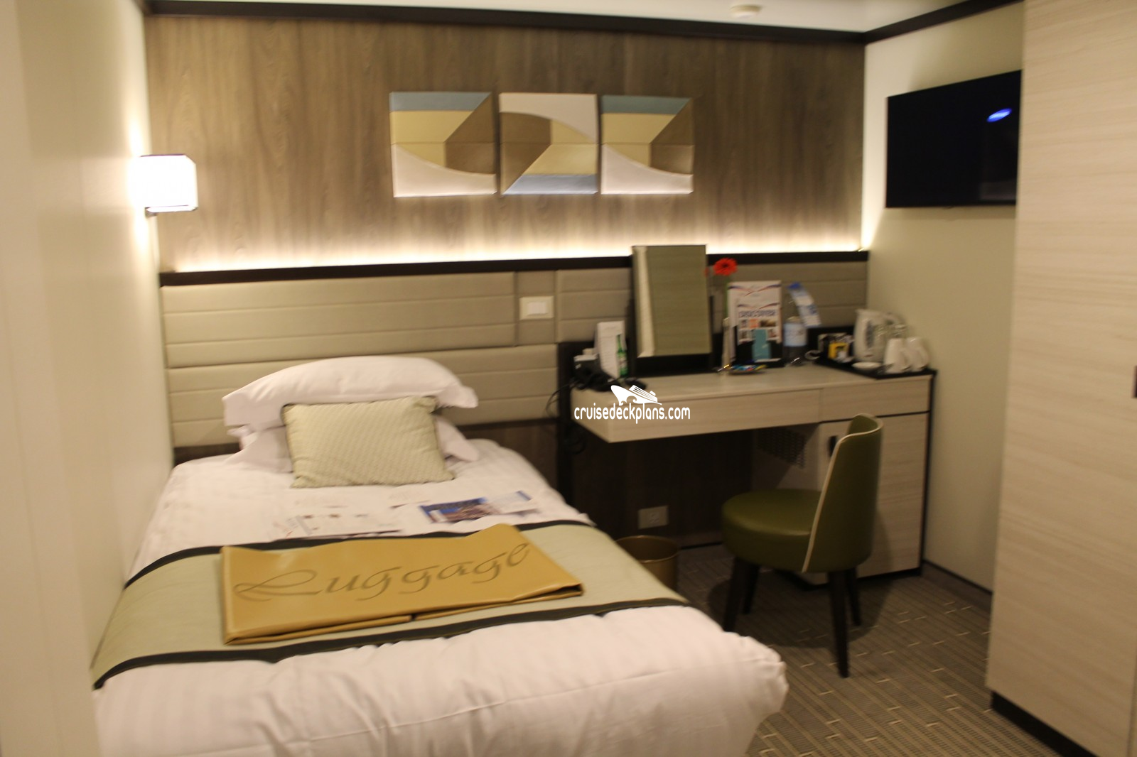 Britannia Cabin L231