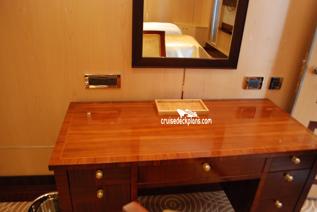 Queen Mary Royal Suite Stateroom Cabins