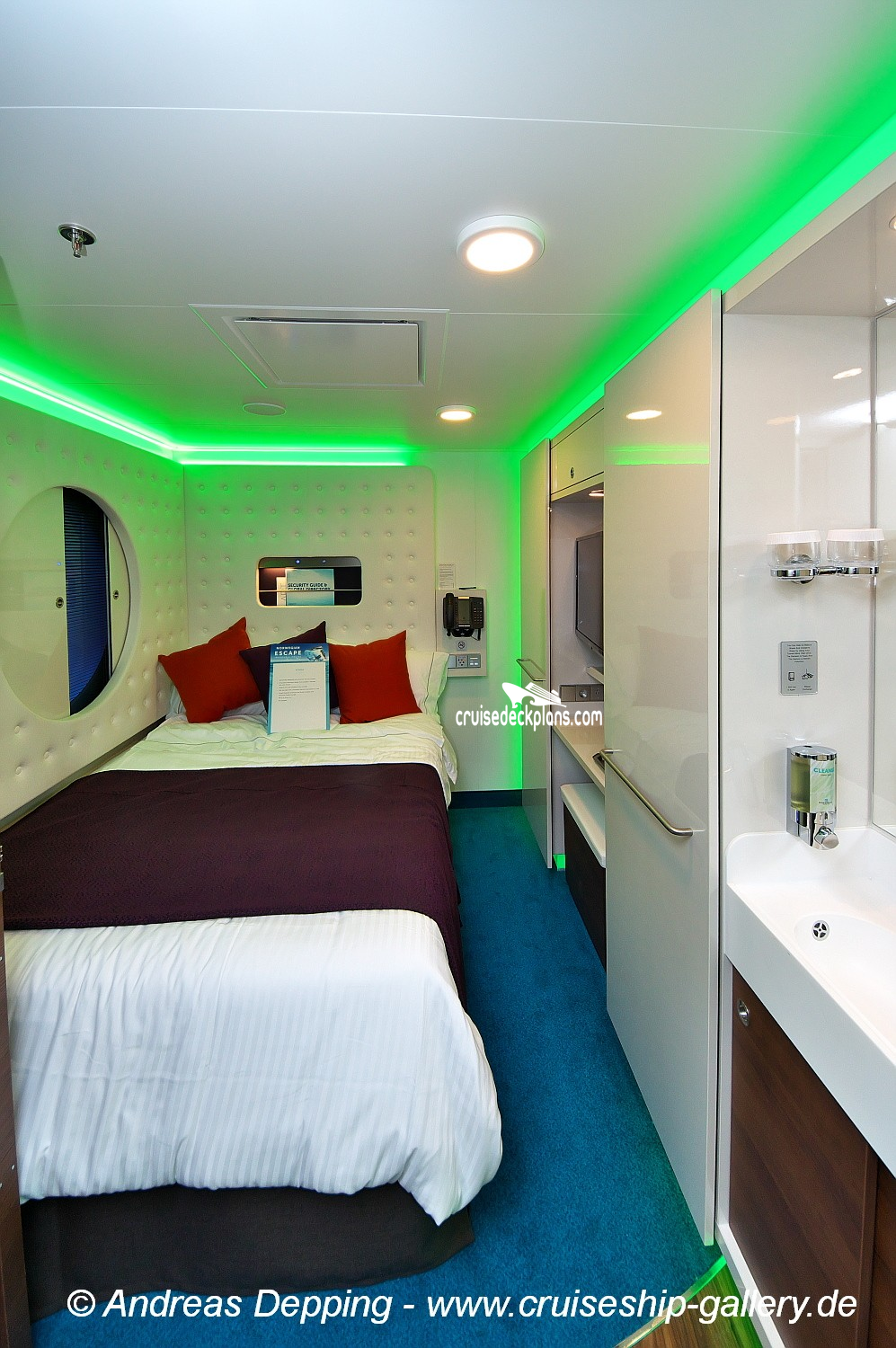 Stateroom 10531 Norwegian Escape