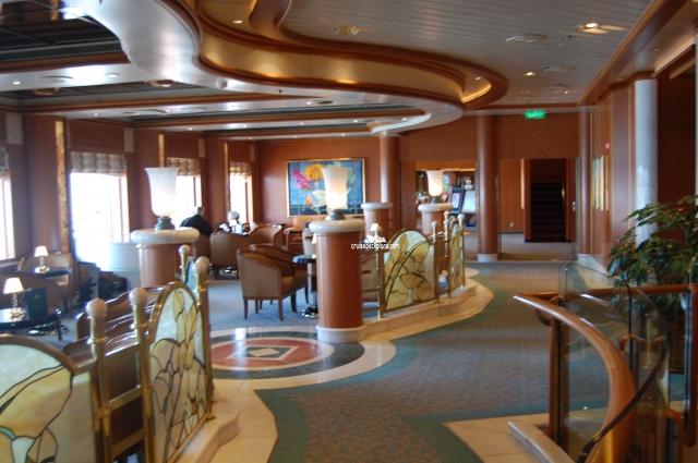 Golden Princess Promenade Lounge Pictures