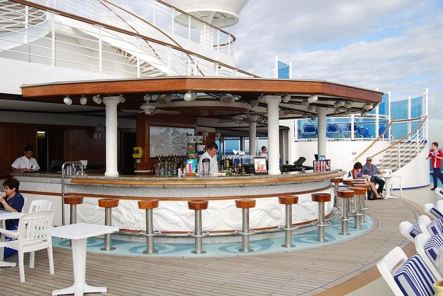 Star Princess II Tradewinds Bar Pictures