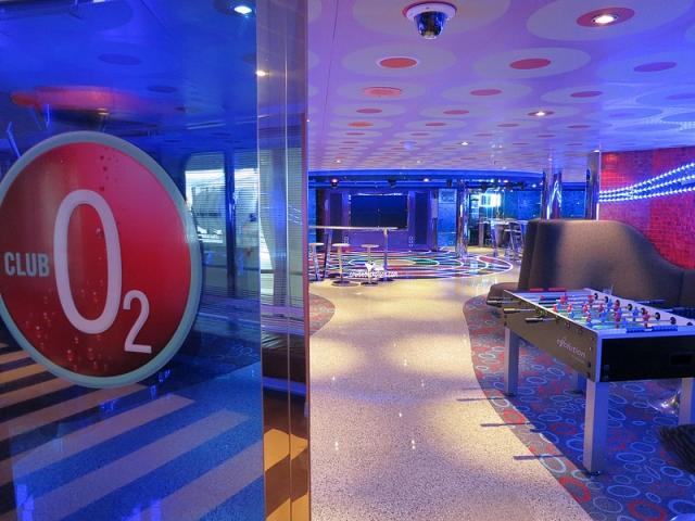 Carnival Breeze Club O2 Pictures