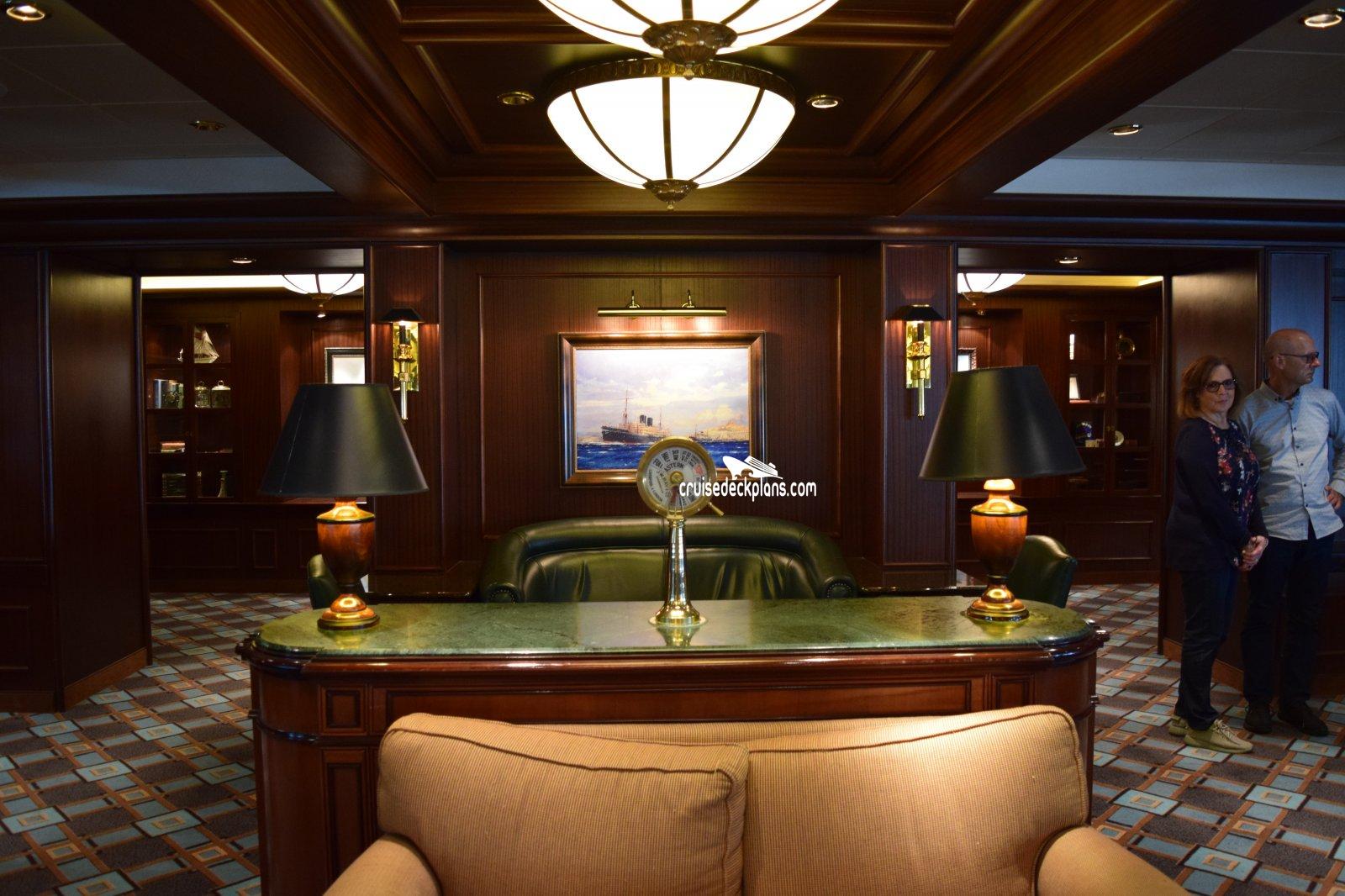 Island Princess Wheelhouse Bar Pictures