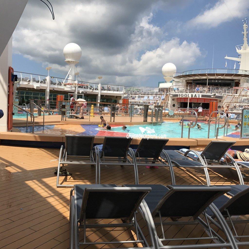 Liberty of the Seas Main Pool Pictures