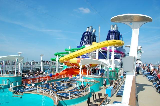Norwegian Epic Pool Pictures