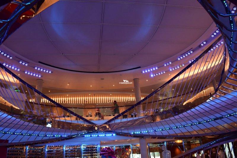 Koningsdam Atrium Pictures