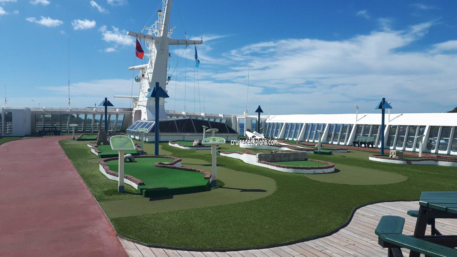 Carnival Fascination Mini Golf Pictures