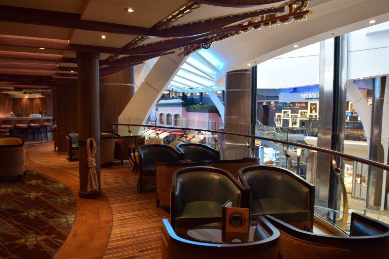 Symphony of the Seas Schooner Bar Pictures