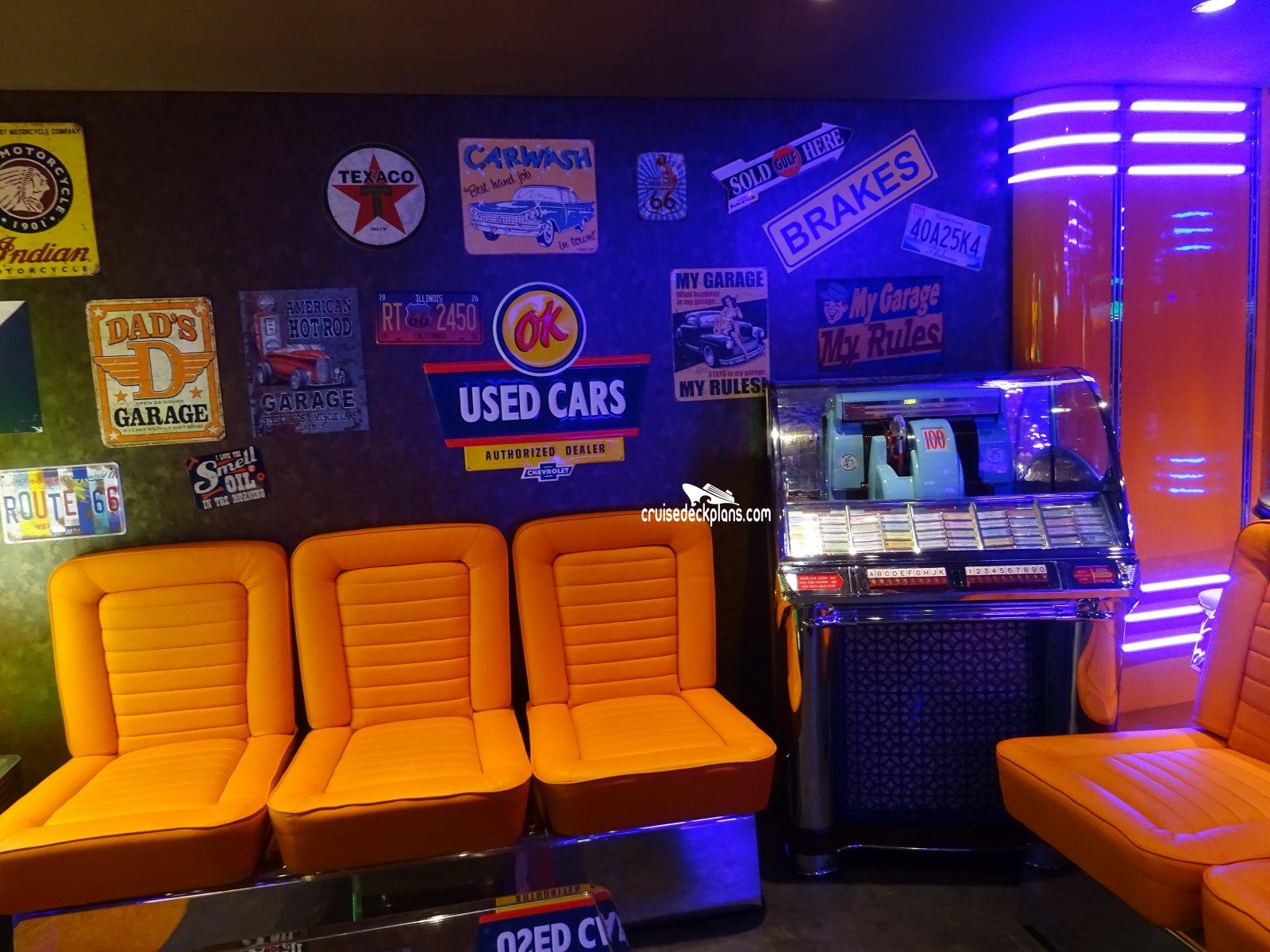 MSC Seaview Garage Club Pictures