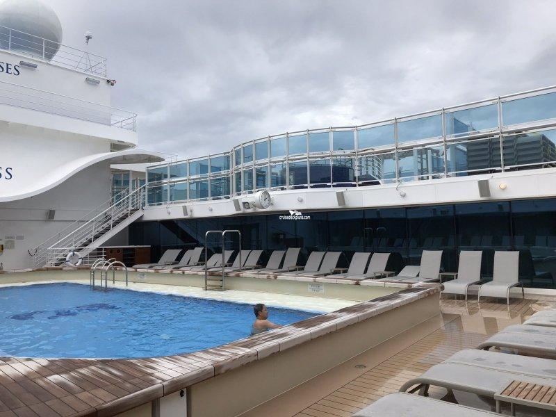 Sky Princess Retreat Pool Pictures