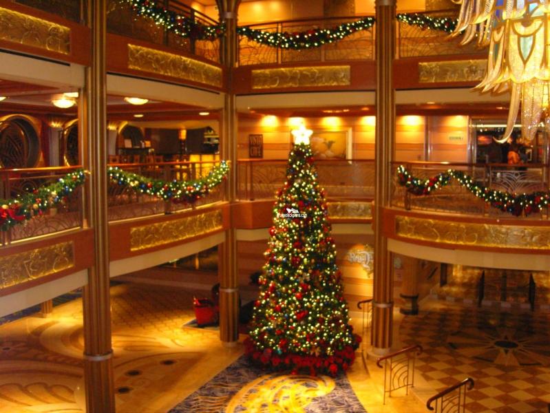 Disney Dream Atrium Pictures