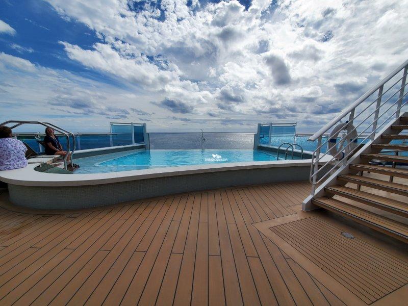 Enchanted Princess Wake View Bar Pictures