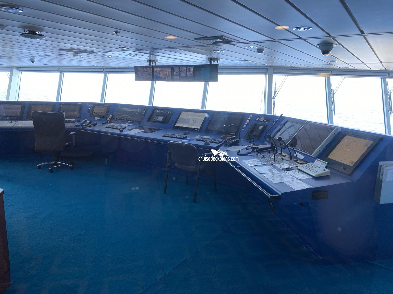 Norwegian Gem Bridge Pictures