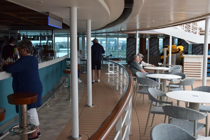 Discovery Princess Seaview Bar Pictures