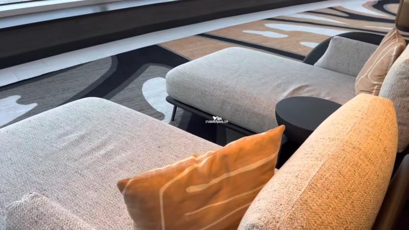 Norwegian Prima Observation Lounge Pictures
