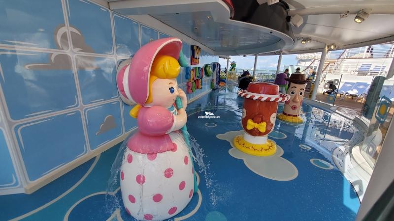 Disney Wish Toy Story Splash Zone Pictures