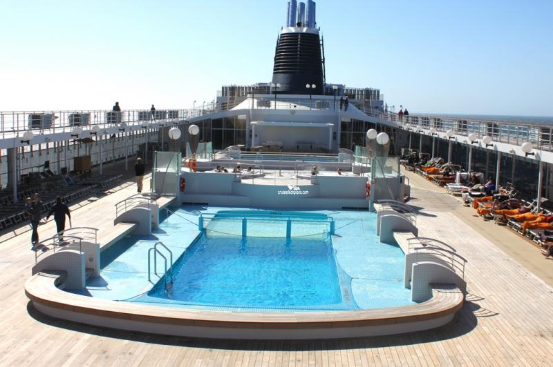 MSC Opera Le Piscine Pool Area Pictures