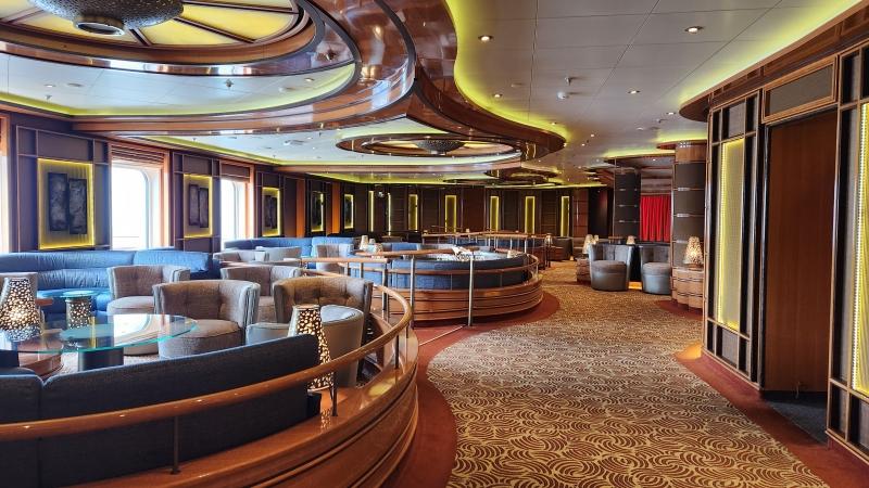 Regal Princess Vista Lounge Pictures