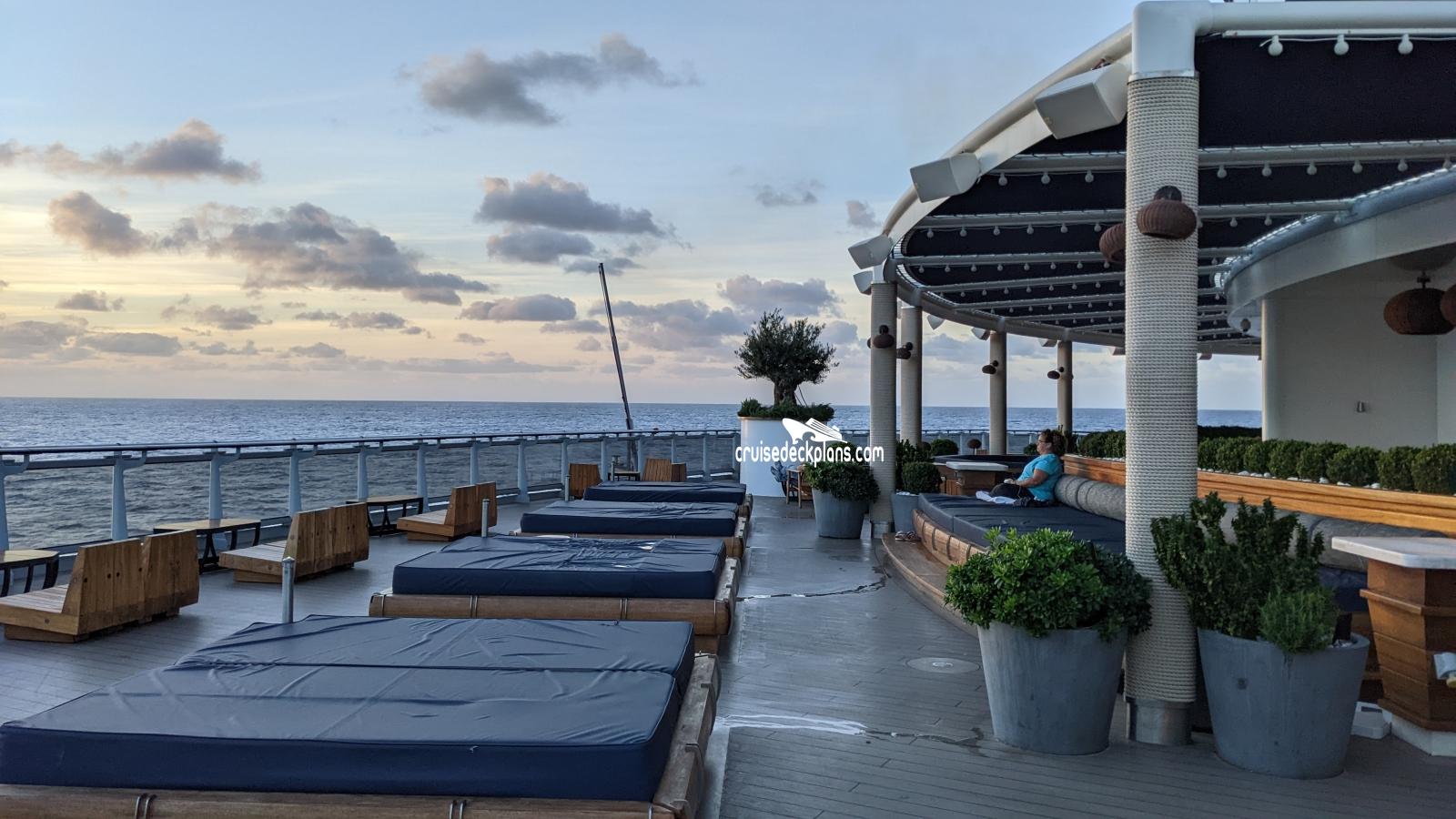 Valiant Lady Dock Pictures