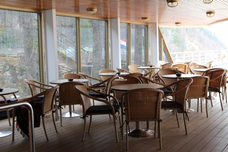 Volendam Sea View Pool Pictures