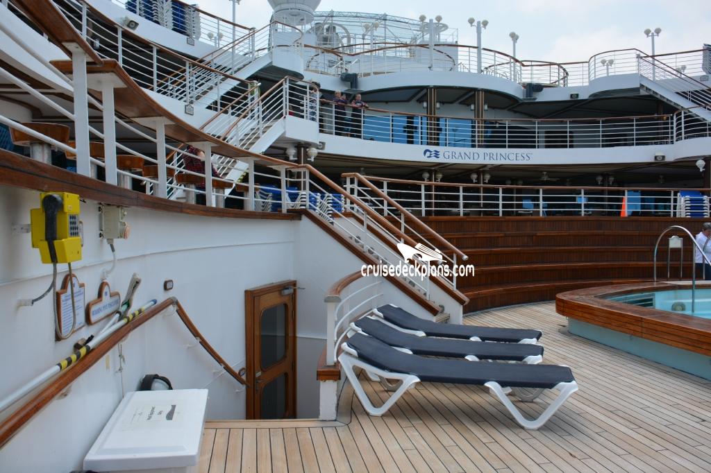 Grand Princess Terrace Pool Pictures
