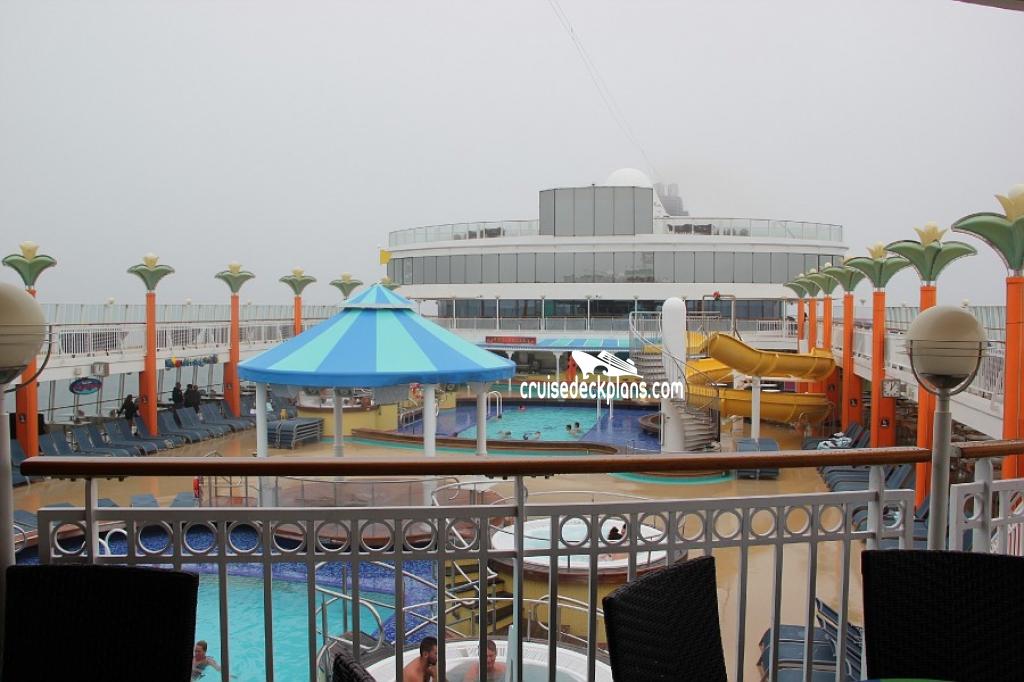 Norwegian Jewel Sapphire Pool Pictures