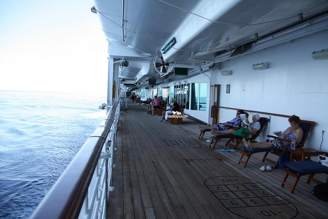 Sun Princess II Exterior Promenade Pictures