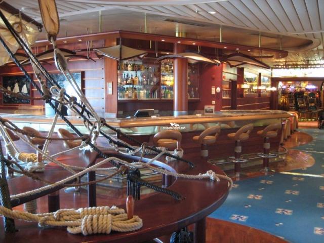 Voyager of the Seas Schooner Bar Pictures
