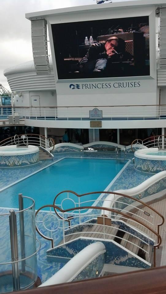 Golden Princess Movies Under the Stars Pictures