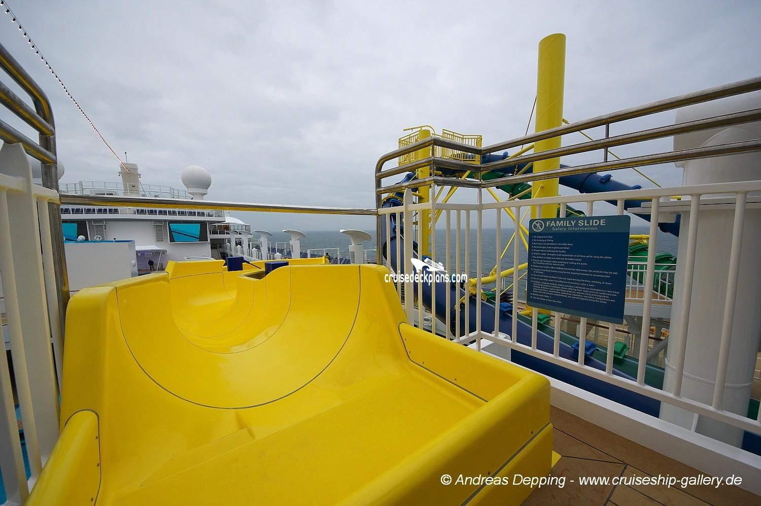Norwegian Escape Family Waterslide Pictures