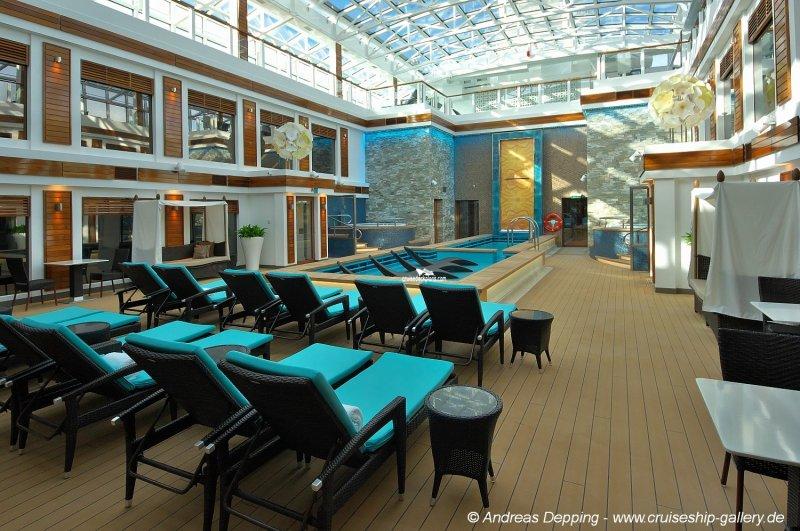 Norwegian Escape Haven Courtyard Pictures
