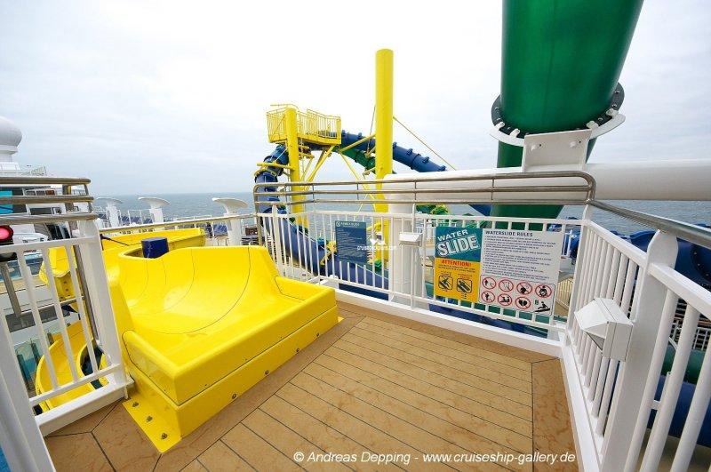 Norwegian Escape Family Waterslide Pictures