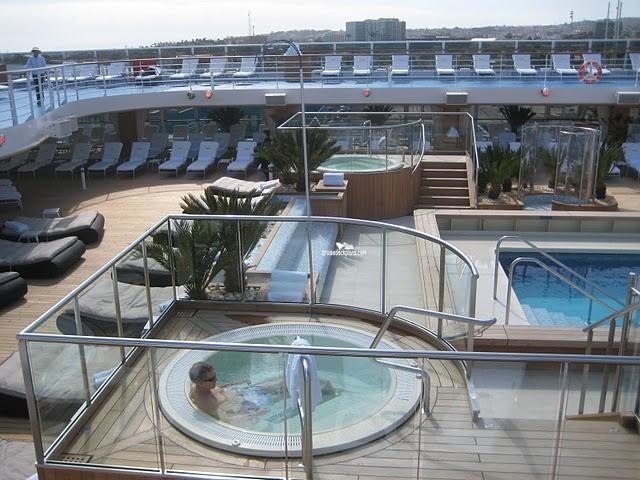 Oceania Marina Pool Pictures