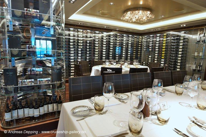 Norwegian Escape Private Room at Taste Pictures